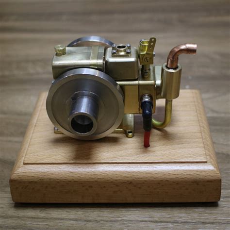 16cc Water Cooled Mini Four Stroke Gasoline Engine Model With Wooden