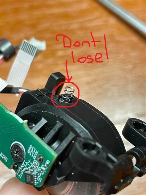 Logitech MX Master S Cleaning The Scroll Wheel Assembly To Fix Broken SmartShift And Free