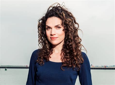 Zomer Leestips Van Anna Drijver ‘al Lees Je Maar één Pagina Per Dag