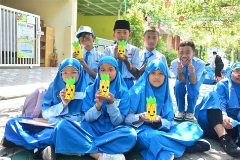 Outing Class Siswa Siswi Sd Khazanah Ilmu Sidoarjo Di Kampung Edukasi Sampah