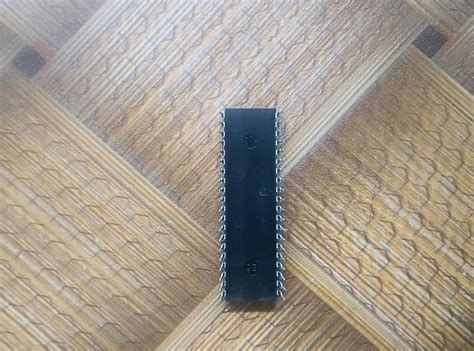 pic16f877a i p microchip at ₹ 80 piece mumbai id 2856014190330