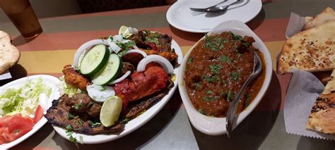 Al Halal Zaiqa Restaurant Chicago Il 60610 Reviews Hours And Contact