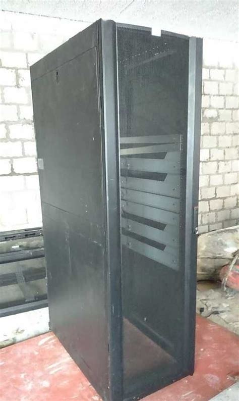 Шкафы Серверные напольные APS NetShelter SX AR2100 | Festima.Ru ...