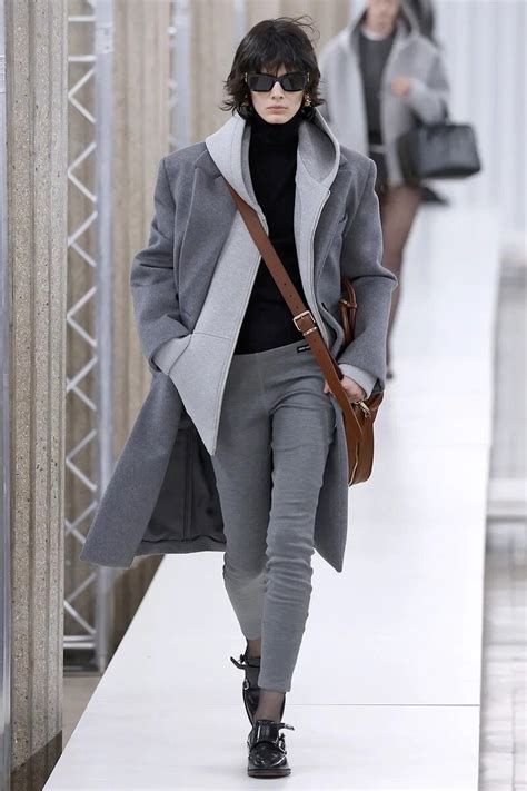 Дорого и стильно Как носить серый цвет и не быть мышью Два стильных сочетания В мире