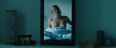 Laurence Arné nude pics page