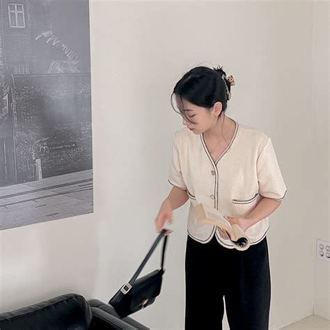 리얼코코 일교차 심한 요즘 부터 여름까지 쭉 입기 좋은 센스있는 아이템 모음💕