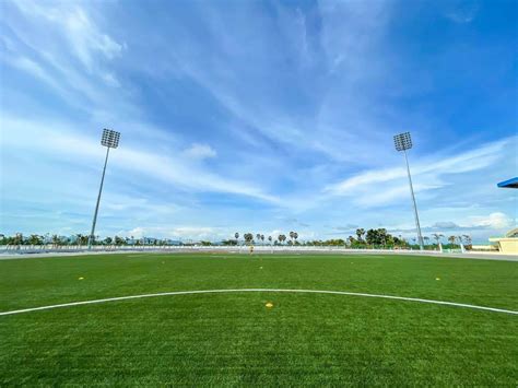 លោក ហ៊ុន ម៉ានី ៖ ឆ្លៀតដឹកនាំក្រុមការងារចូលរួមប្រកួតបាល់ទាត់មិត្តភាព