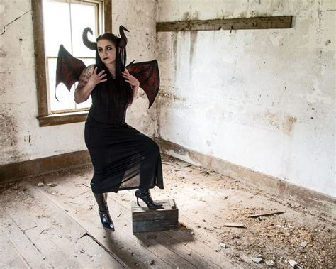 Unassigned 15 Photos Alison Chainss Photo Portfolio Model Mayhem