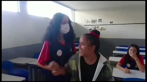 A Aluna Nova Filme Youtube