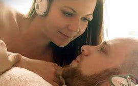 Fone de ouvido japonês funciona como personal trainer na hora do sexo Utilidades Públicas