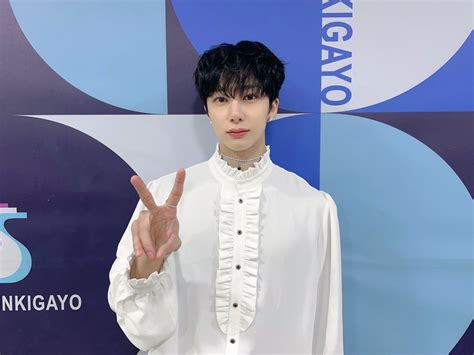 몬스타엑스 Monsta X On Twitter 📸 230430 몬스타엑스 형원 Sbs 인기가요 완료 🤍 어린 왕자 형원 등장 “형원이 그토록 소중한 것은 형원을