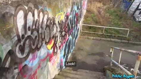 Creampie Climax After Outdoor Sex