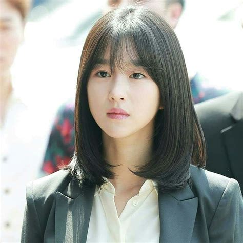 16 Best Layered Haircuts For Every Hair Type And Length