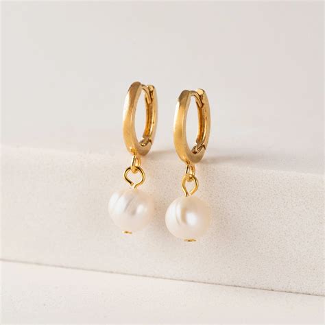 Amari Pearl Huggie Drop Hoop Earring Gold