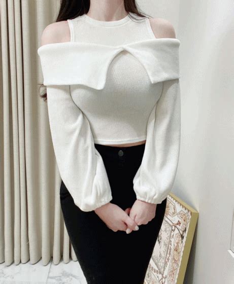 ﻿카라 오프숄더 슬림 니트 티셔츠 3color ﻿ 에이블리