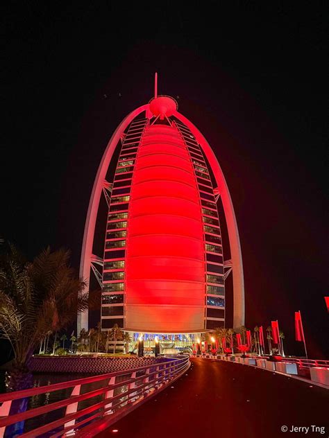 Al Muntaha Dubai Live2makan