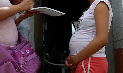 Отпускат над 12 бона за гинекологични прегледи на циганки във Врачанско