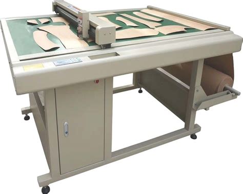 Half Knife And Full Knife Contour Cutting Plotter Flatbed Pattern Cutting Machine