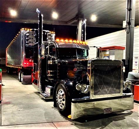 Hot Big Rig Show Trucks Photo Collections You Must See Artofit