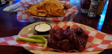 Wild Pitch Sports Bar And Grill Updated July 2025 78 Photos And 73