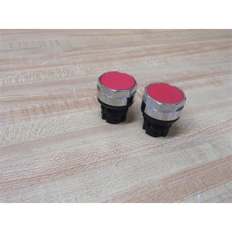 Cutler Hammer E22 P2 Eaton Pushbutton Switch E22p2 Pack Of 2 New No Box