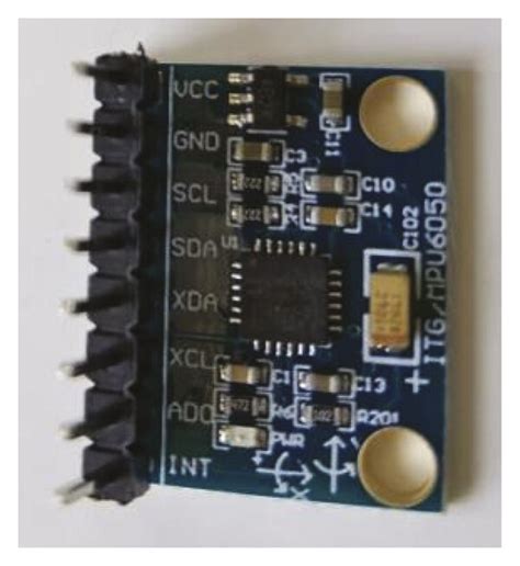 The Navigation Of Mobile Robot In The Indoor Dynamic Unknown Environment Based On Decision Tree