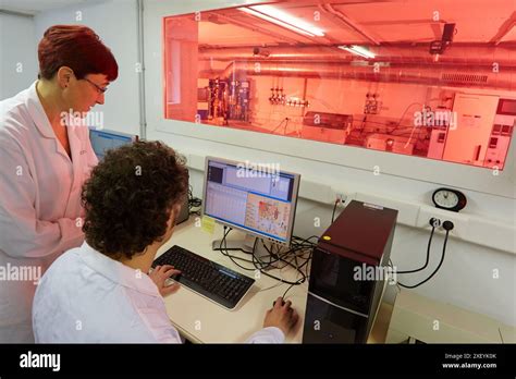 Microactivity Reactor Testing Of Catalysts For Biorefinery Subcritical Extraction Plant