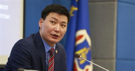 Т Баярхүү Найруулагч Б Баатарыг тагнаж чагнасан асуудлаар Б Хурцаас мэдүүлэг авахаар дуудсан