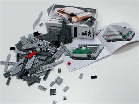 The NesPi NES Shaped Raspberry Pi Case Built With LEGO Bricks Gadgetsin