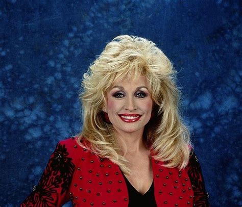 Dolly Parton Bio Affair Married Husband Ethnicity Age Net Worth