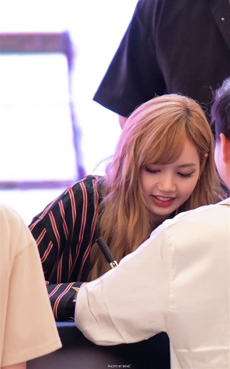 Pin De Xayah A Rebelde Em Lisa Manoban 03