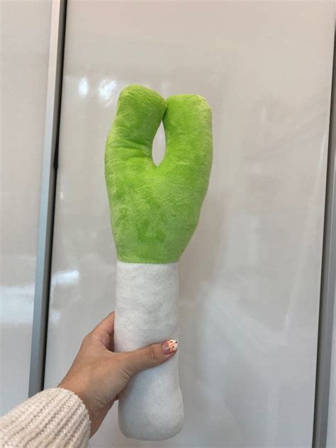 Hatsune Miku Leek Plush Cosplay Prop Hobbies And Toys Memorabilia And Collectibles J Pop On