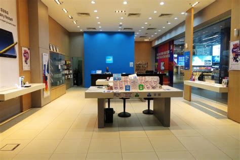 Celcom Xclusive At Klia2