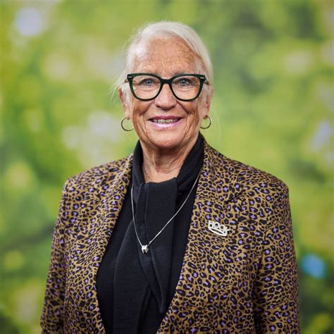 Idag Skålar Vi För Fantastiska Barbro Edberg Som Fyller 80 år 💐🎂🥂 År