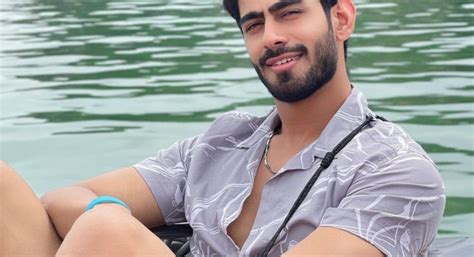 Rishabh Jaiswal Age Height Bio Wiki Affairs Facts And More