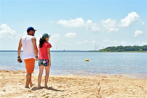Playa está pipí cucú para el baño