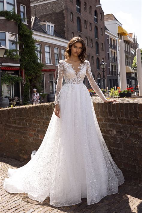 Wedding Dress Rm 006 Buy Wholesale From Manufactorer Elena Morar