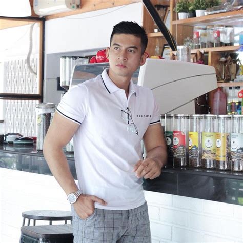 Bak Model 7 Potret Polisi Ganteng Bripda Mustakim Yang Viral Di Tiktok