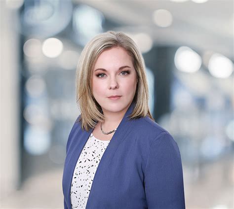 Laura Dickson Personal Injury Lawyer In Hamilton On Law Firm Dwa Law