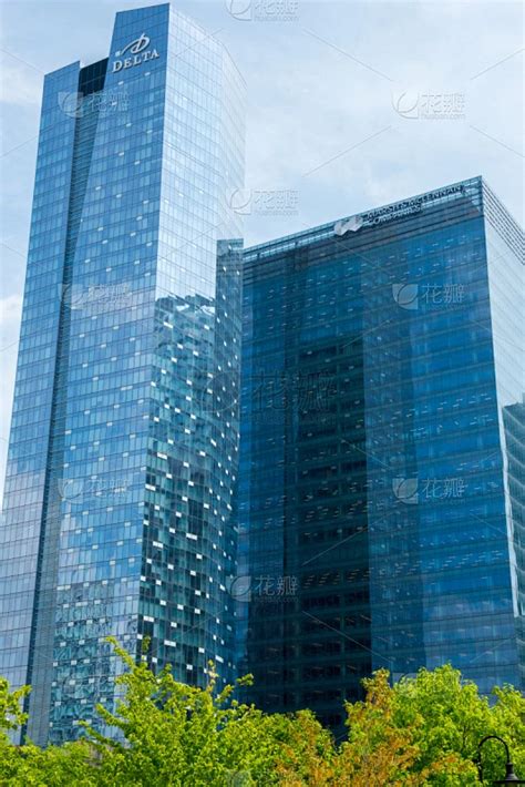 多伦多 市区 垂直画幅 办公室 天空 新的 外立面 无人 巨大的 户外素材 花瓣网