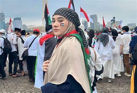 Momen Haru Clara Shinta Ketika Dapat Nama Islami dari Ustadz Adi ...