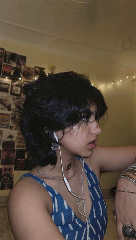 Ethnic Outfit Indian Core Aesthetic 90s Aesthetic Indian Girls
