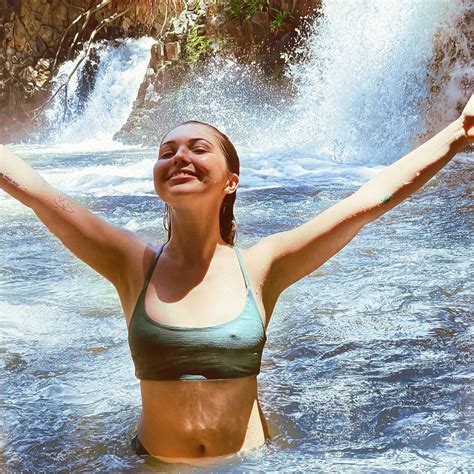 Sammi Hanratty Instagram Photos 07072022 Hawtcelebs