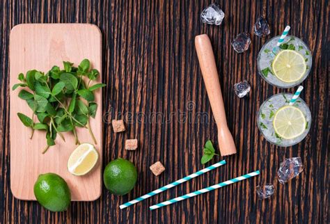 Mojito Drinks On Bartending Counter Stock Image Image Of Professional