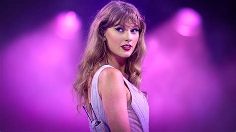 Taylor Swift Got Engaged In A Manicure I Did Not See Coming—see The