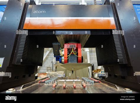 Atom Machine Forming Thermally Assisted Incremental Sheet To Perform Parts For The Aviation