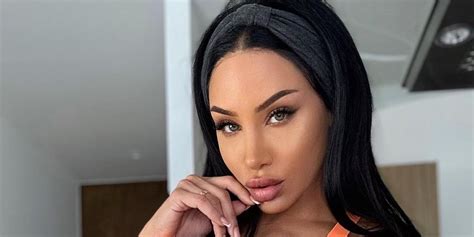 Natasha Simmonds Bio Age Height Wiki Models Biography