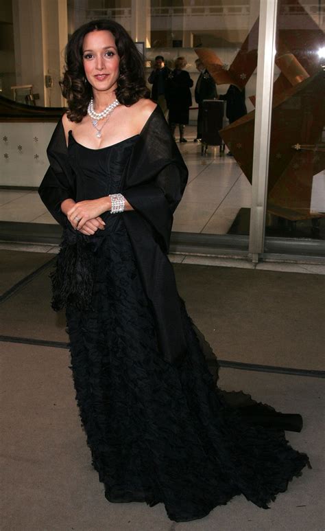 Jennifer Beals Pregnant