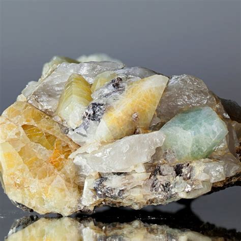 Pegmatite Identification Pictures And Info For Rockhounds Rockhound