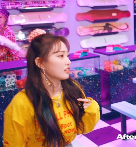 Pin On Jo Hyewon Zoa Music Videos After School Music